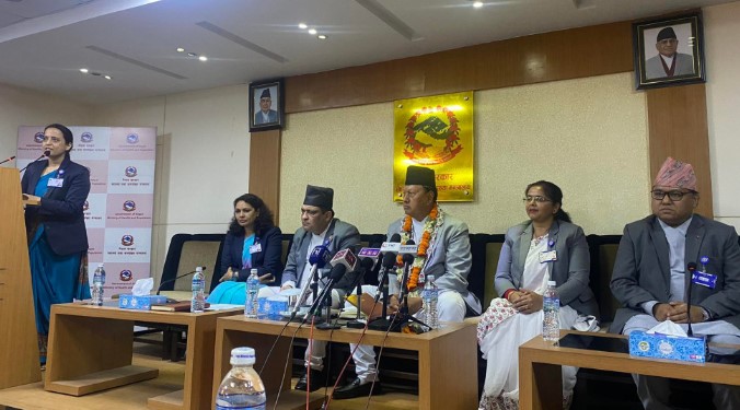 » स्वास्थ्य बीमाको सेवालाई थप प्रभावकारी ढंगबाट अघि बढाउछौंं: स्वास्थ्य ...